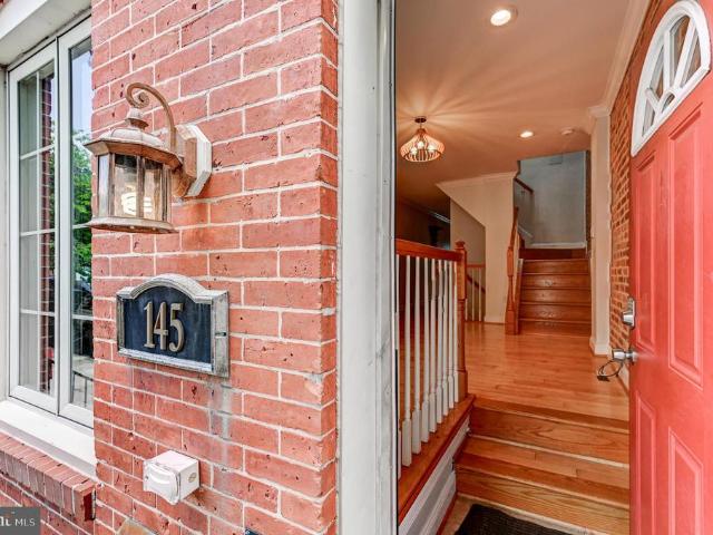 145 N Streeper Street