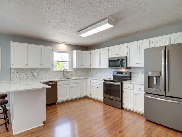 145 S Palmers Chapel Rd