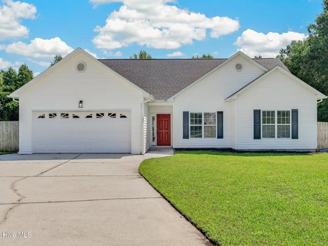 145 Spring Leaf Ln, Jacksonville, NC 28540