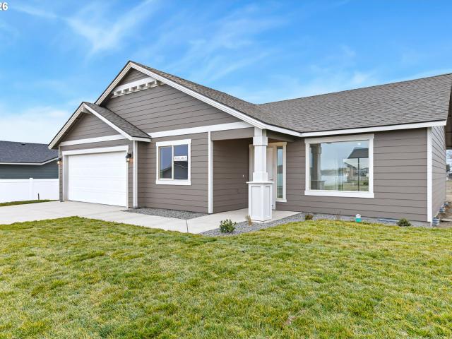 145 SW Eagle DR