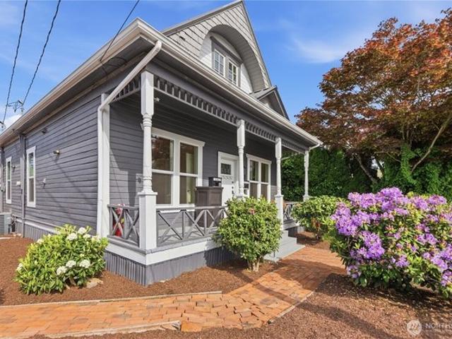 145 Park Ave N, Renton, WA 98057