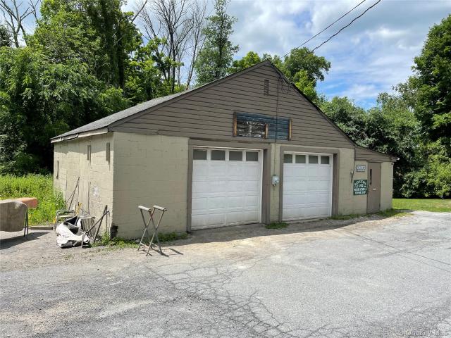 145 Pine Island Turnpike