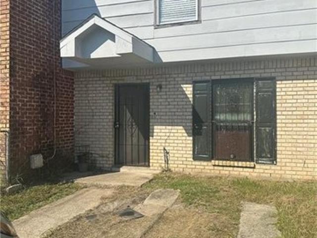 145 Pinewood Ct, New Orleans, LA 70114