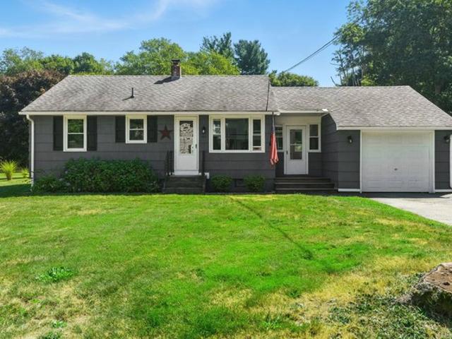 145 River St, Plainfield, CT 06354