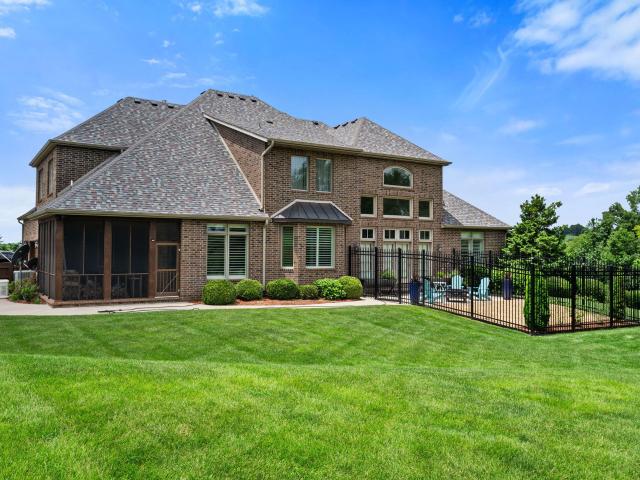 145 Riverdale Court
