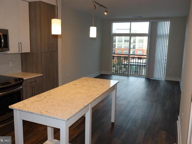 145 Riverhaven Drive # 445