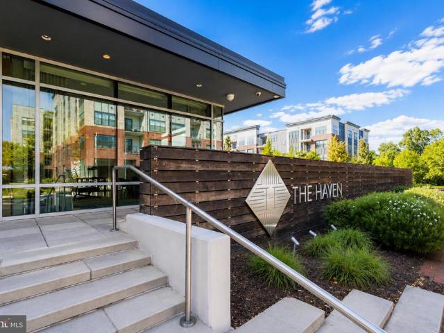 145 Riverhaven Drive # 451