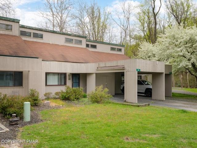 145 Ridge Dr, Tannersville, PA 18372