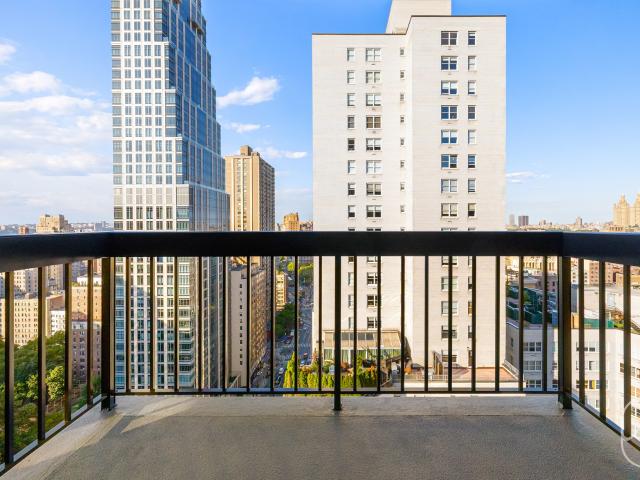 145 W 67th Street 28C