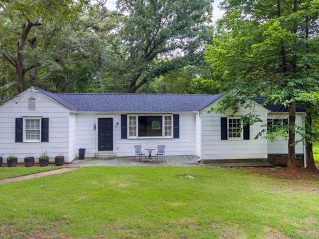 145 Winesap Dr, Madison Heights, VA 24572