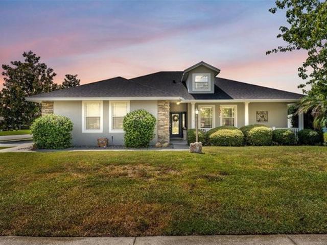 145 Winona Cir, Auburndale, FL 33823