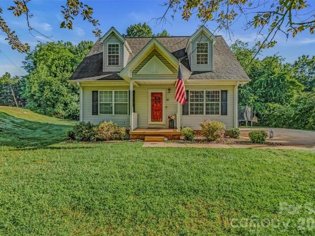 145 Wisconsin Ave, Elkin, NC 28621