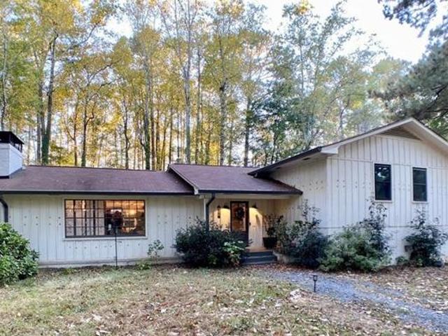 145 Tracy Ct, Alpharetta, GA 30009