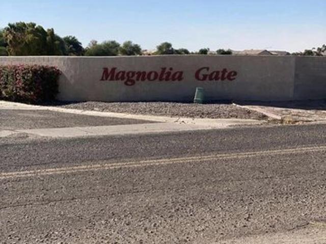 1464 Magnolia Cir, El Centro, CA 92243