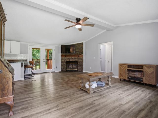 1464 Manley Loop