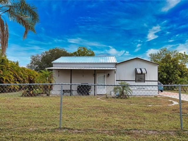 1464 NE Leisure Ave, Arcadia, FL 34266
