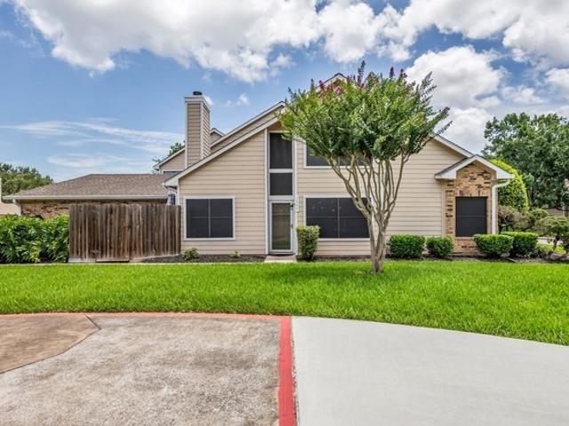 1464 Gemini St, Houston, TX 77058