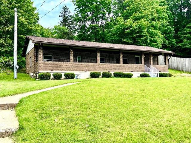 1464 STATE ROUTE 819, Salem, PA 15601