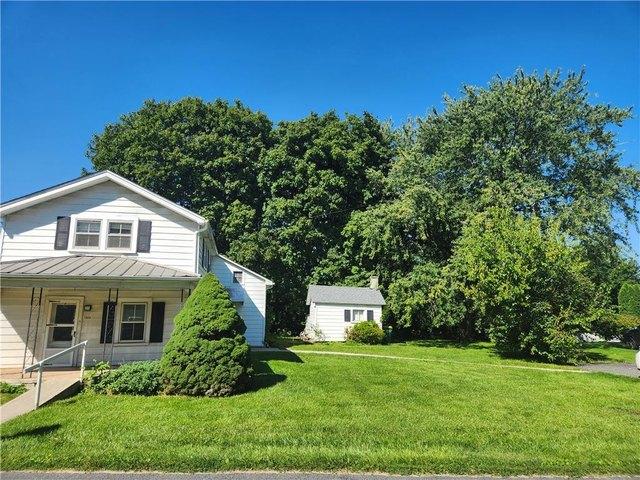 1464 S Krocks Rd, Lower Macungie Township, PA 18106