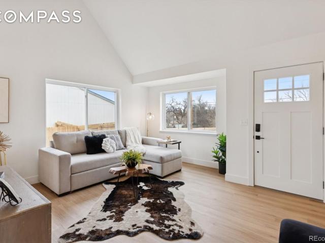 1464 W Lake Ave, Littleton, CO