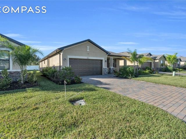 14650 Cantabria Dr, Fort Myers, FL