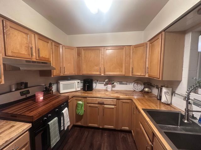 1465 N Northwest Hwy, Unit 1, Park Ridge, IL 60068 | MLS #12583 | Compass