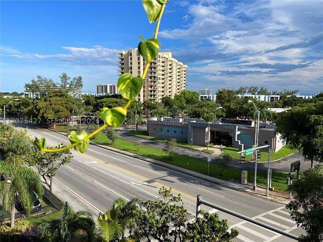 1465 NE 123rd St Apt 515, North Miami, FL 33161