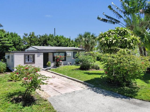 1465 NE 27th St, Pompano Beach, FL 33064
