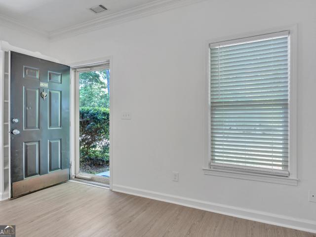 1465 Big Bear Cove NE
