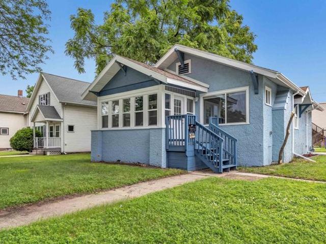 1465 Cedar St, Green Bay, WI 54302