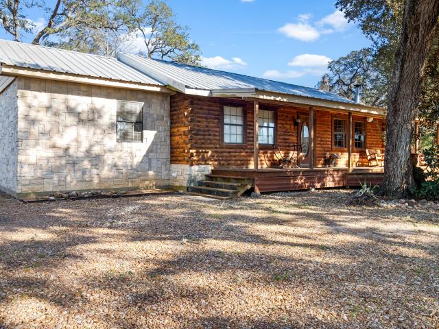1465 County Road 401