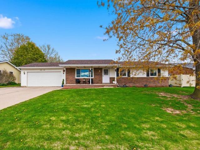 1465 Guns St, Green Bay, WI 54311