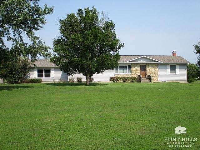 1465 S 975 Rd, Council Grove, KS 66846