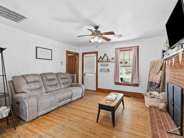 1465 Wheatland Rd