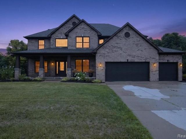 1465 Whispering Maples Ct, Pittsfield Township, MI 48108