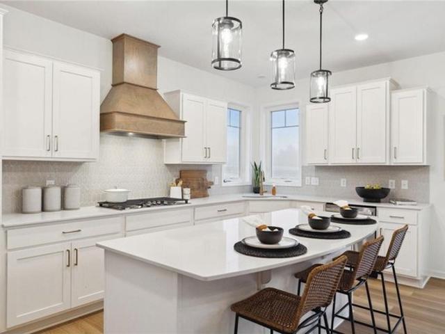 14670 th Pl N, Maple Grove, MN 55369
