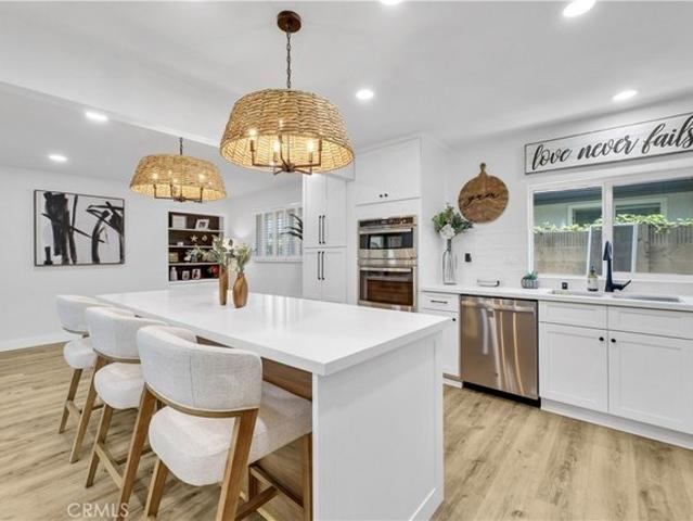 1467 N Kathleen Ln, Orange, CA 92867