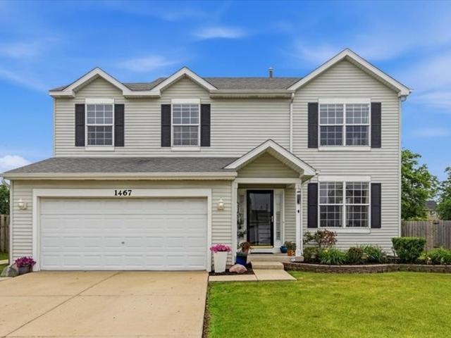 1467 Birch Ln, South Elgin, IL 60177