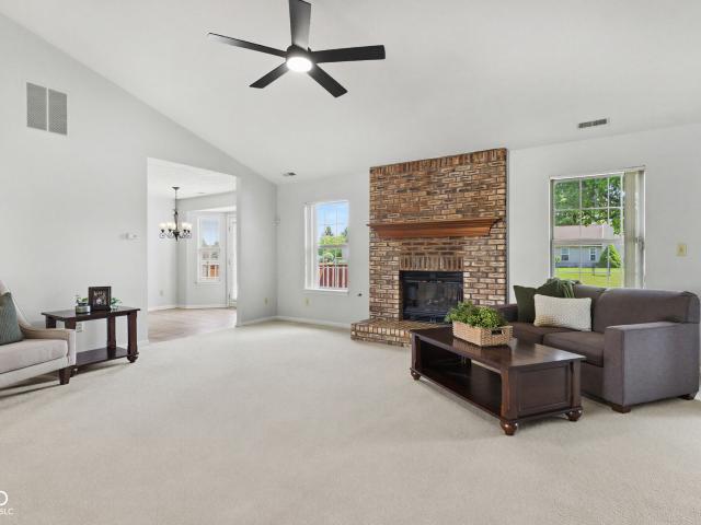 1467 Persimmon Circle