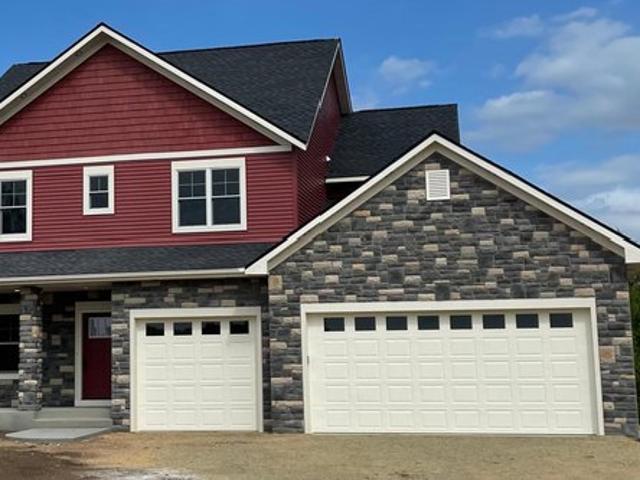 1467 46th St, Saint Joseph, WI 54025