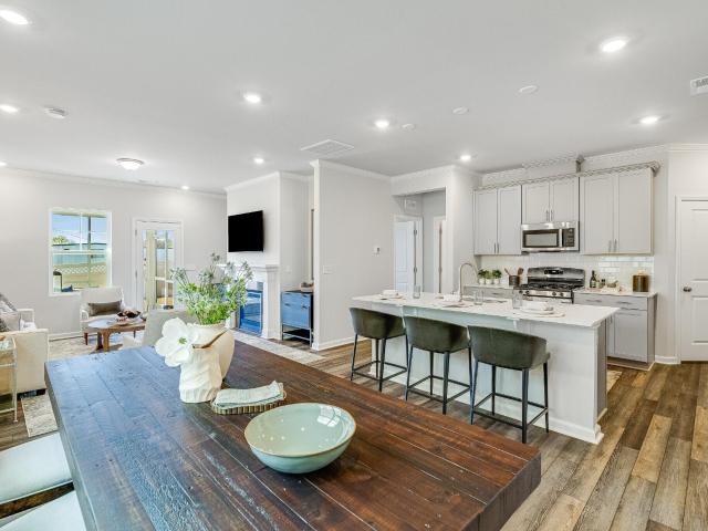 1468 Maple Branch Circle