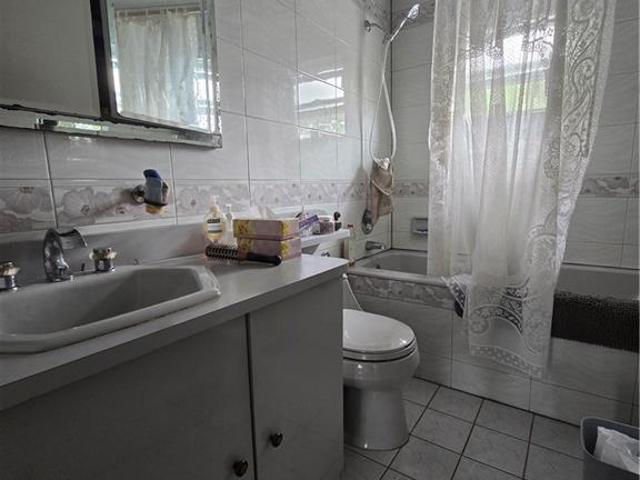 1468 East 27th Street