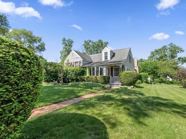 1468 Elizabeth St, Crete, IL 60417