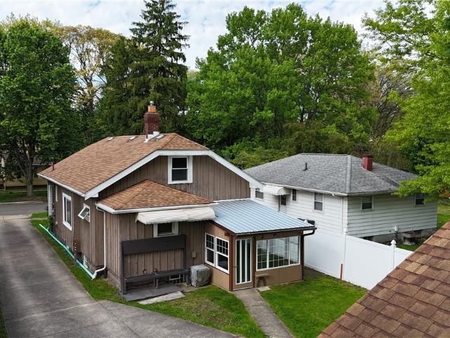 1468 Riverside Drive