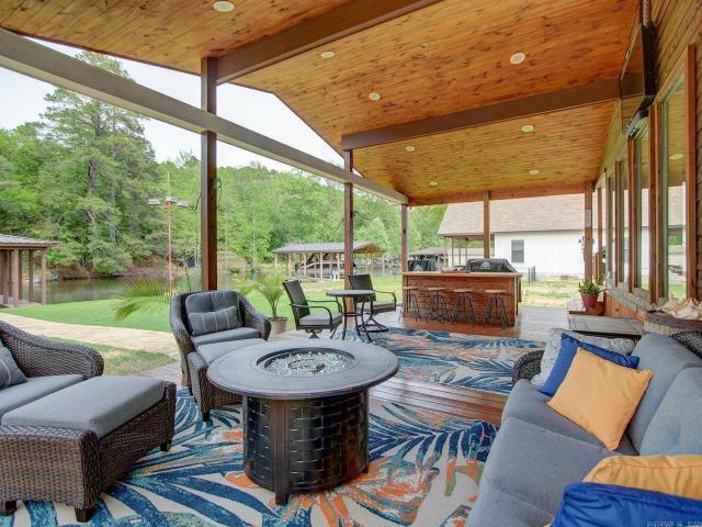 1468 Treasure Isle Road