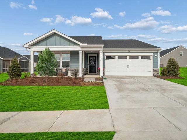 1469 Ardmore Dr, Sherrills Ford, NC 28673