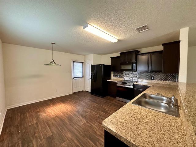 1469 Breanna Ln