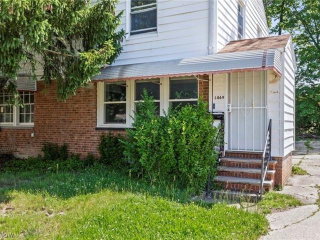 1469 E 250th St, Euclid, OH 44117