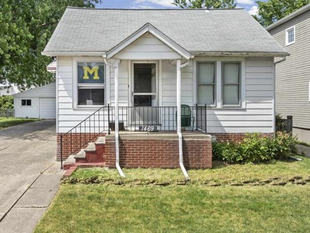 1469 Holland St, Birmingham, MI 48009