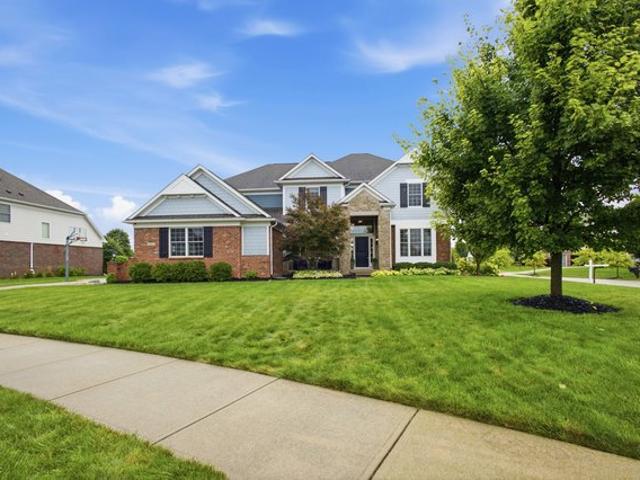 14603 Edgebrook Dr, Fishers, IN 46040